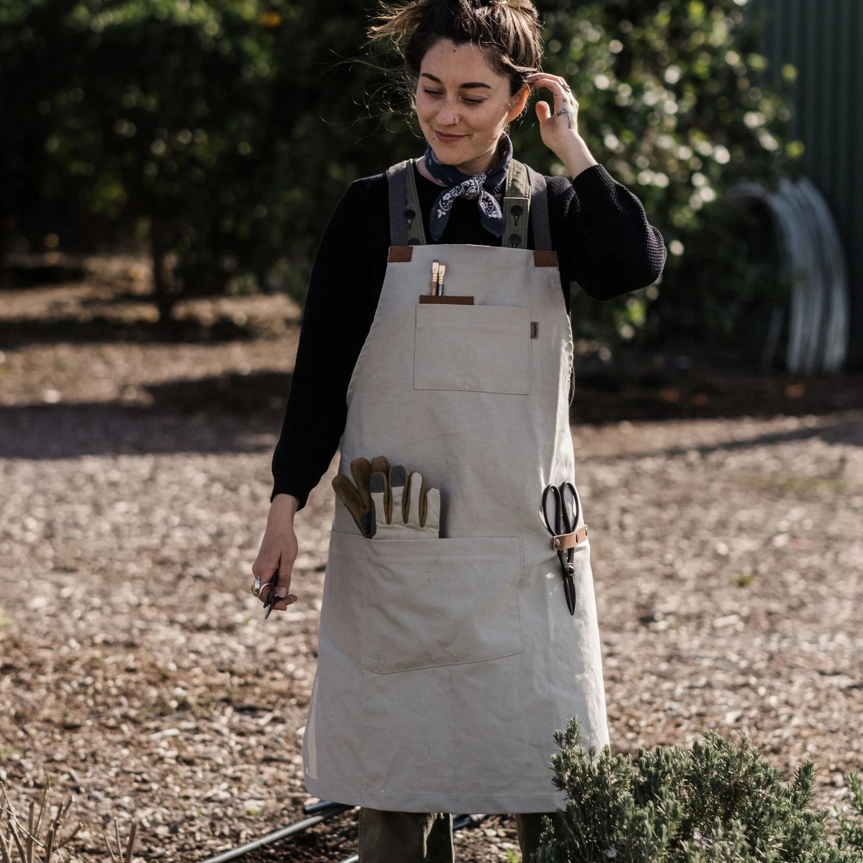 Barebones Grill Apron - Stone – Blackwell & Sons