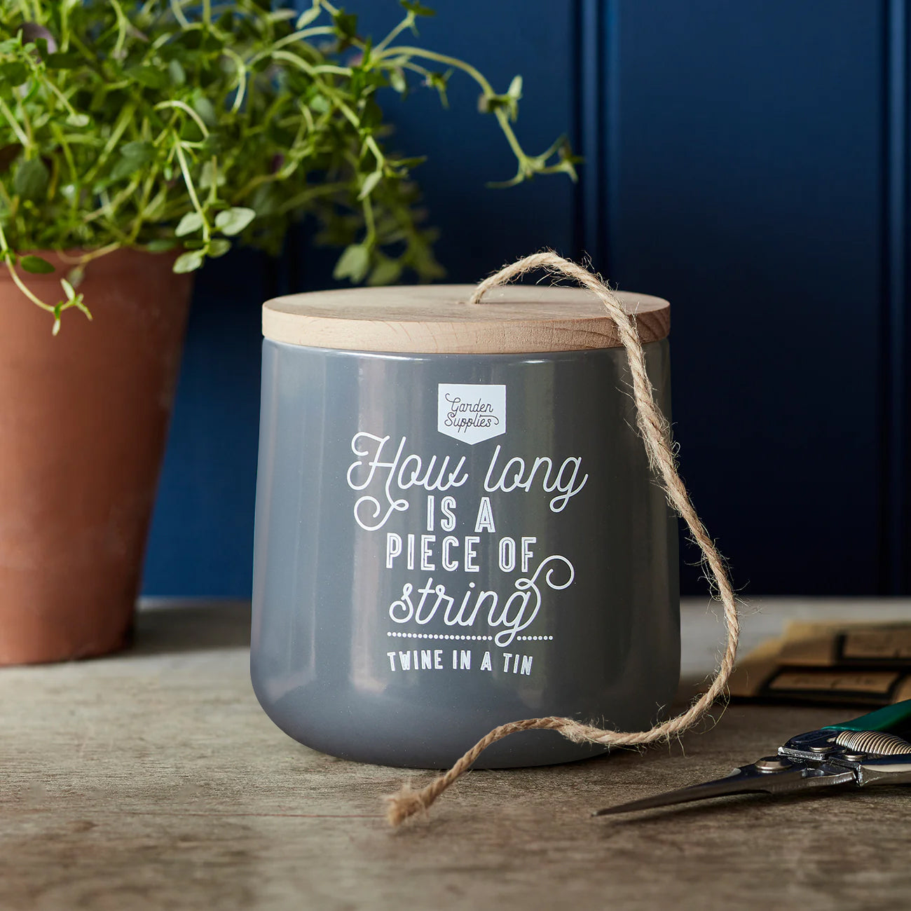 Twine Dispenser with 120m of Jute Twine - Charcoal – Blackwell & Sons